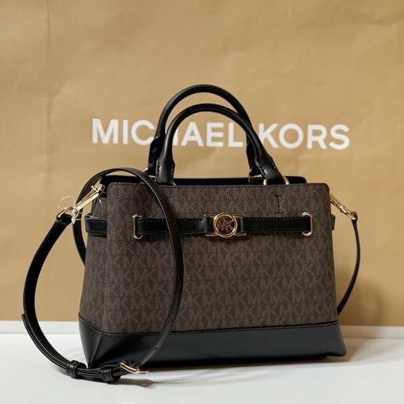 Michael Kors | Bags | Michael Kors Reed Small Sarchel Shoulder ...